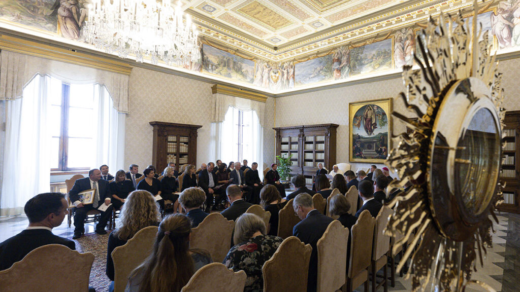 Adore Jesus’ real presence in the Eucharist, pope tells U.S. Catholics ...