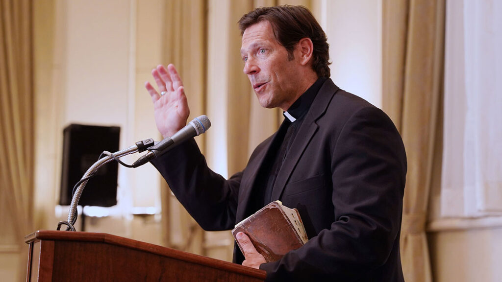 Priest who is popular podcaster urges Catholics to ‘get back in the ...