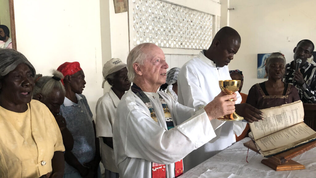 Fortified by Eucharist, U.S. Catholic priest negotiates ‘fragile’ Haiti ...