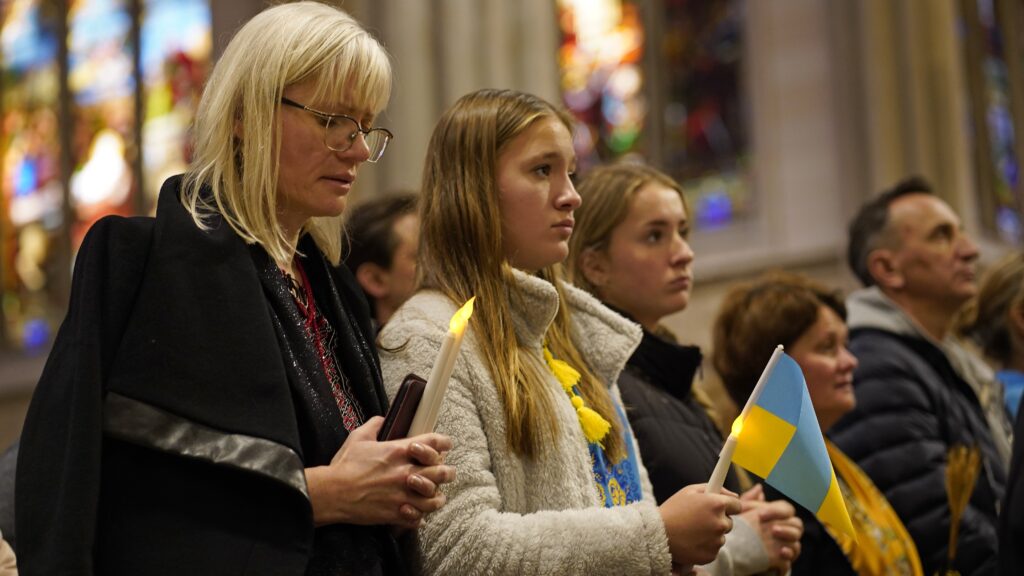 Remembering Soviet-era genocide of Ukraine, ecumenical service prays ...