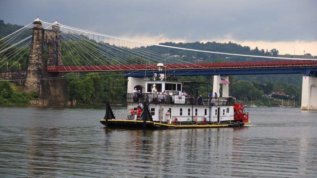 Sternwheeler carries Christ down Ohio River during National Eucharistic ...