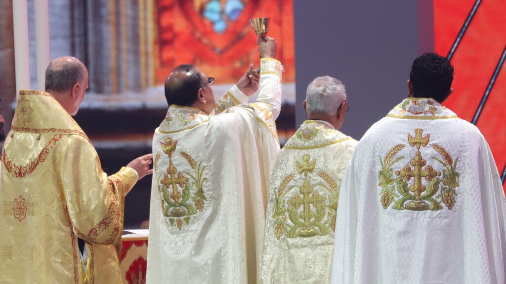 300 religious leaders call on State Department to address religious ...