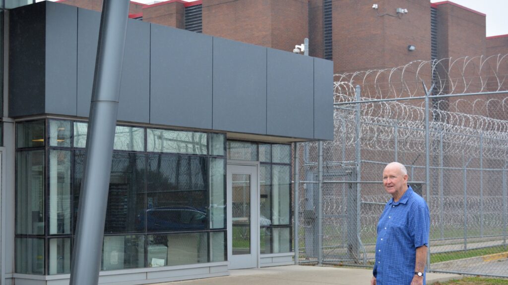 Jail ministry, little noticed but in demand, ‘helps people hear the ...