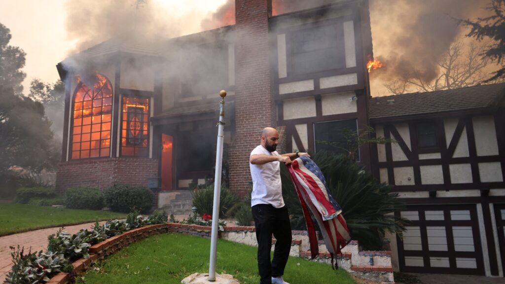 Los Angeles parishes offer shelter, relief to families fleeing fires ...