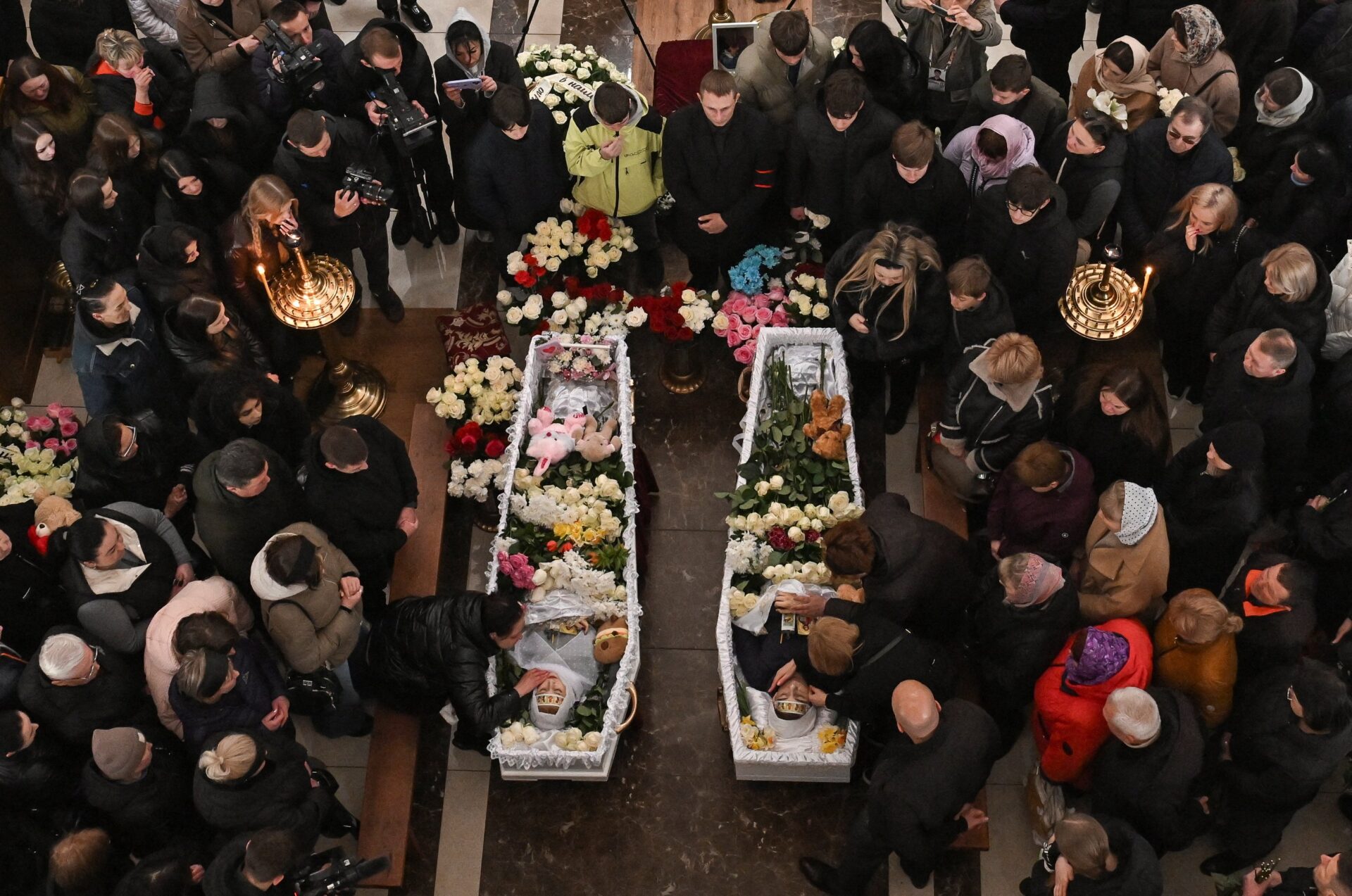 Pope Francis calls his envoy to Ukraine; ‘The papal blessing is protecting us, we feel it,’ says ...