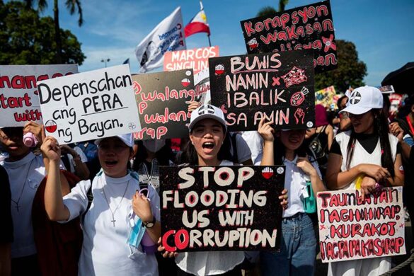 Philippine clergy support anti-corruption protests in Manila