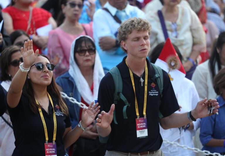 New Barna data shows in-person Gen Z church attendance highest among ...