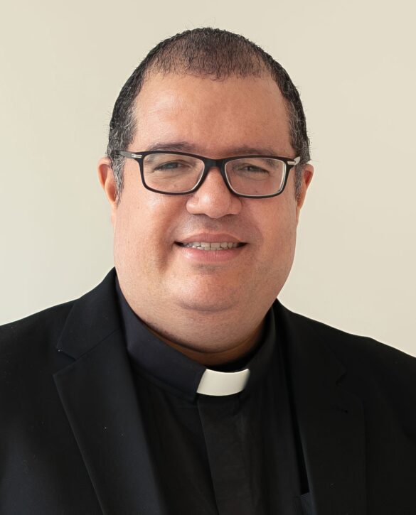 Pope Leo appoints Queens pastor as Palm Beach bishop, and Vietnam-born ...
