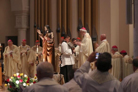 Consecration 101: What the bishops’ upcoming consecration of the US to ...