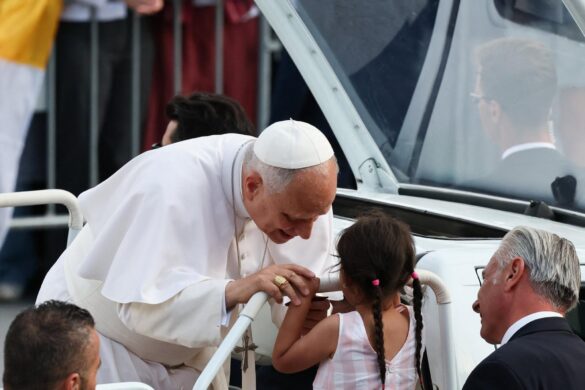 Kids that stole the show in Spain: a curious boy, a blind guide and a ...
